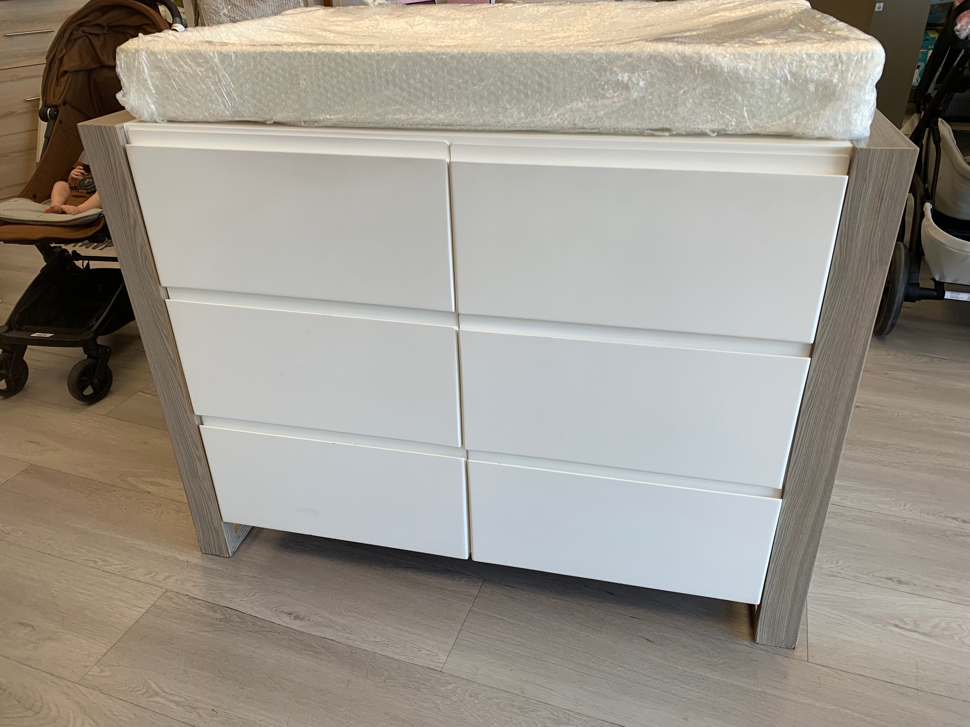 Prams & Strollers – Page 2 – PR3LOVED